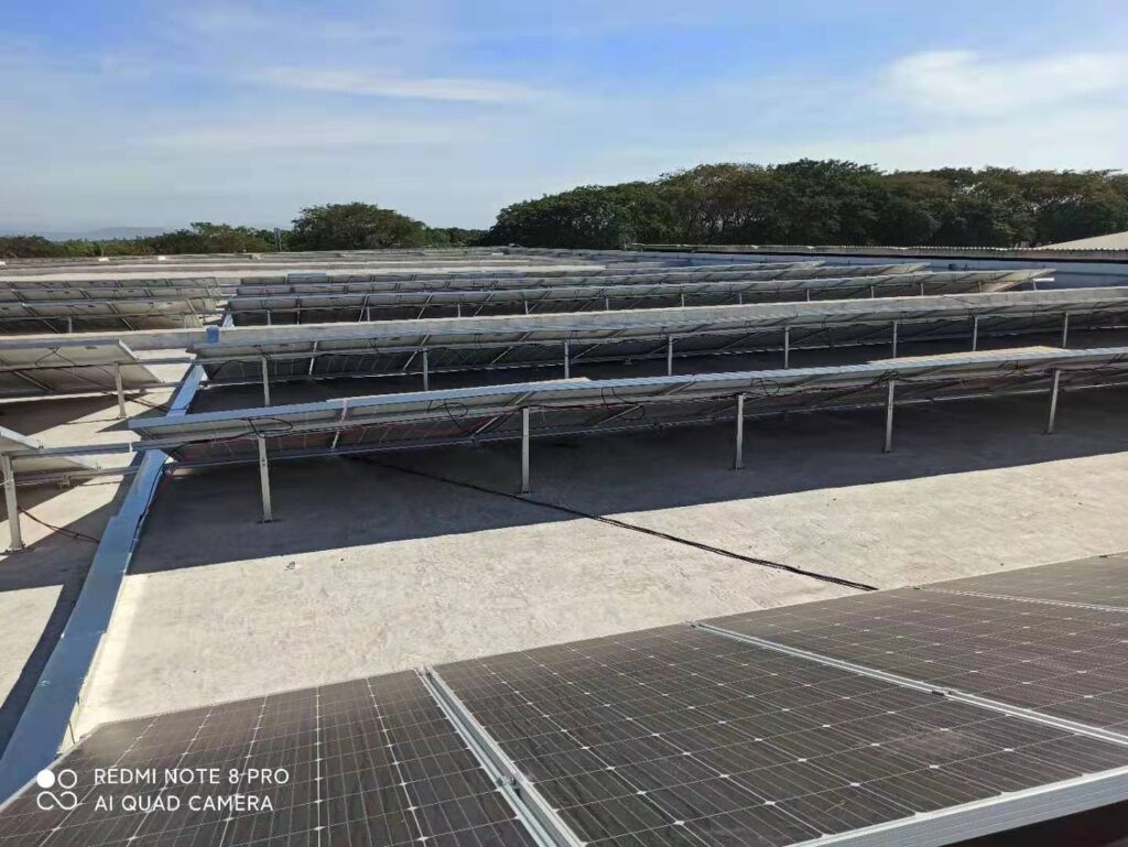 ESTRUCTURA INCLINACIÓN AJUSTABLE PARA TECHO PLANO ANTAI – Solarever